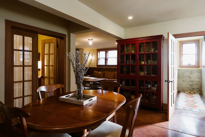 Family Friendly Garden Apartment - Alameda