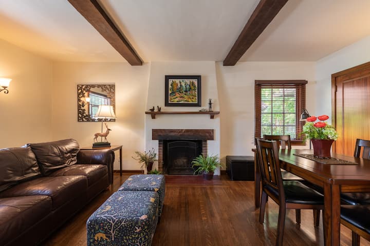 Spacious English Style Brick House - Sacramento