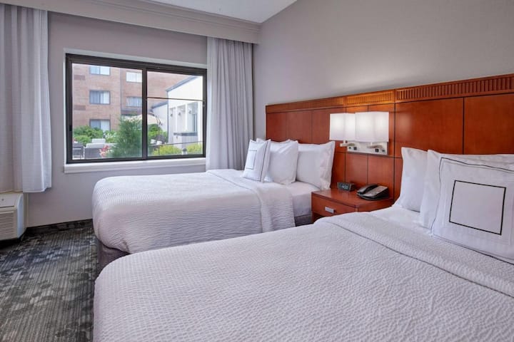 Great Value, Quality Stay! Pets Allowed With Fee - Eden Prairie, MN