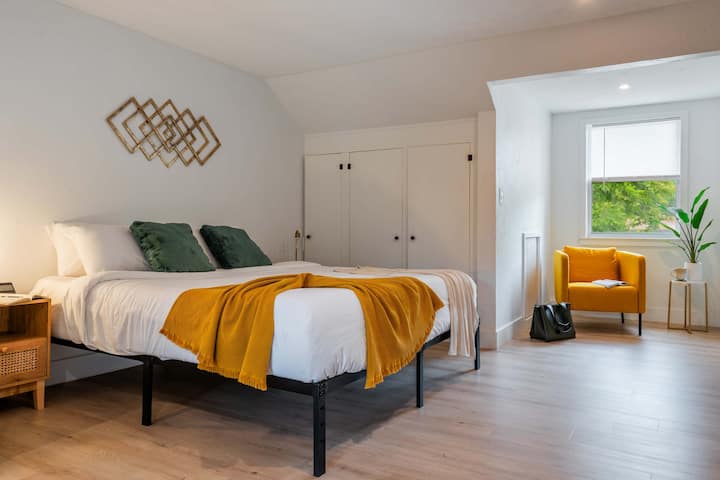 The Key Reno'd Historic Studio! 1 Mile To Uf & Dt - Gainesville, FL