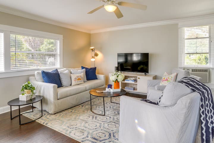 Bright St Petersburg Apartment, Walk To Downtown! - St. Petersburg, FL