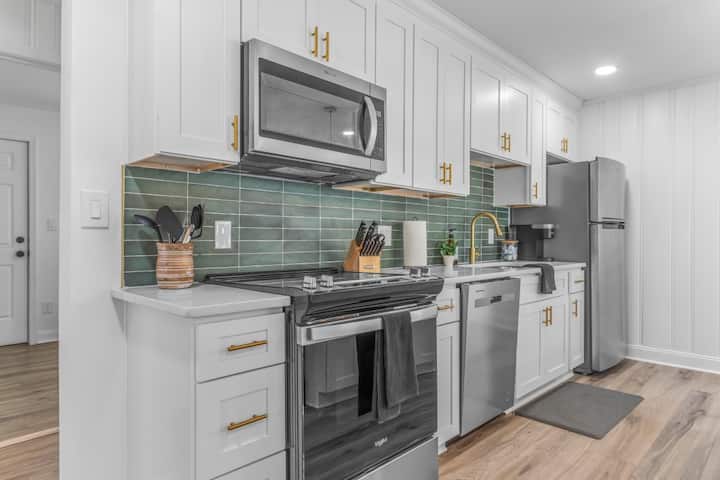 The Comber Renovated 2023 Vibe/oceanfront District - Virginia Beach, VA