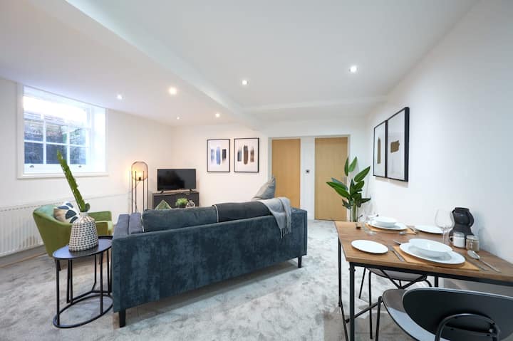 Lovely 2 Bedroom Apartment In Preston - Preston