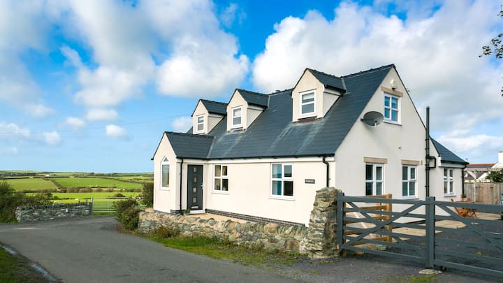 Penrhos Llanfachraeth - North Wales
