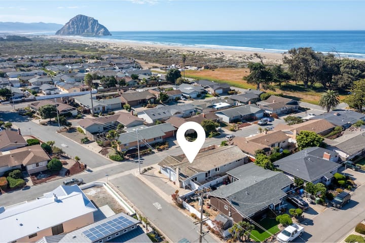 Classic Morro Bay Beach Cottage, Close To Ocean - Morro Bay, CA