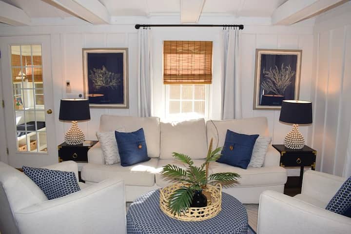 Twinkle Little Tarr - Secluded, Stunning Cottage - Chincoteague, VA