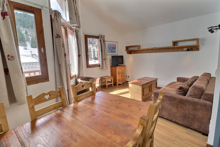 Confortable 2 Pieces + Cabine, Skis Aux Pieds Et P - Courchevel