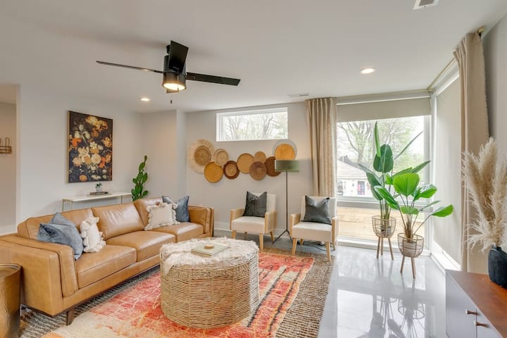 Rooftop Fire Pit ~ Bach Parties ~ Sleeps 24! - Nashville, TN