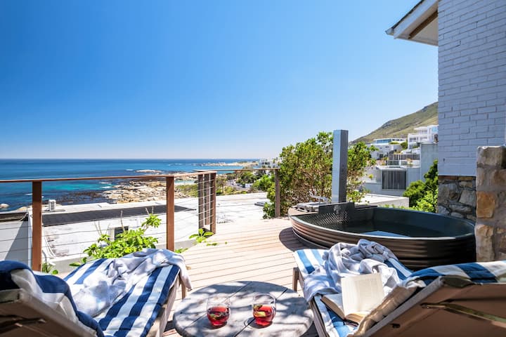 Luxurious Camps Bay Retreat W Sea Views Rock Resid - Kapstadt