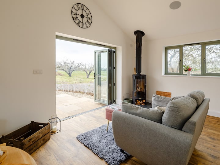 Bramley Cottage - Hertfordshire