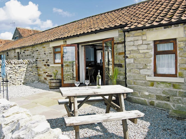 Pear Tree Cottage - Helmsley