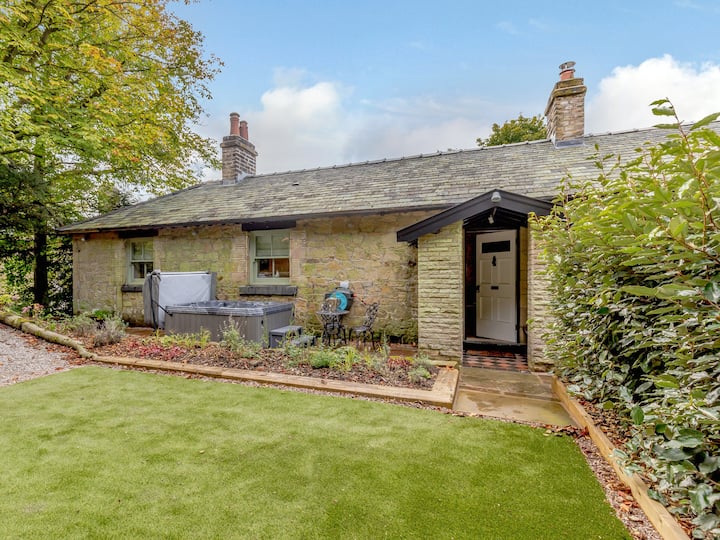 Pheasant Cottage - Uk31489 - Buxton