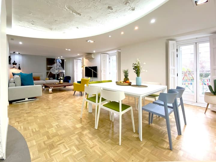 Magnificent  Loft  In  Plaza De Santo Domingo - Madrid