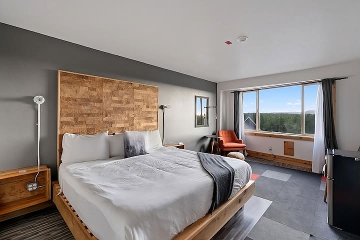West King At Adrift Hotel, Pool, Parking - Long Beach, WA
