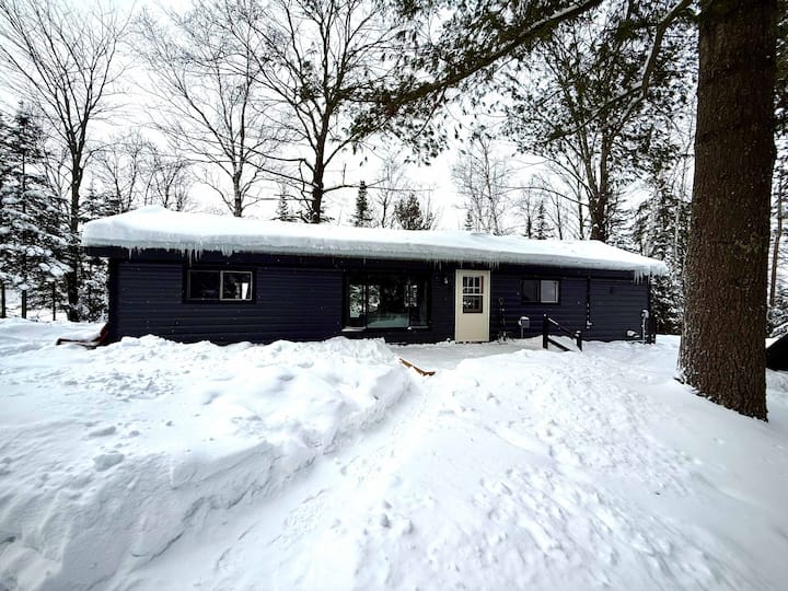 Camp Koie - A Northwoods Basecamp - Presque Isle, WI