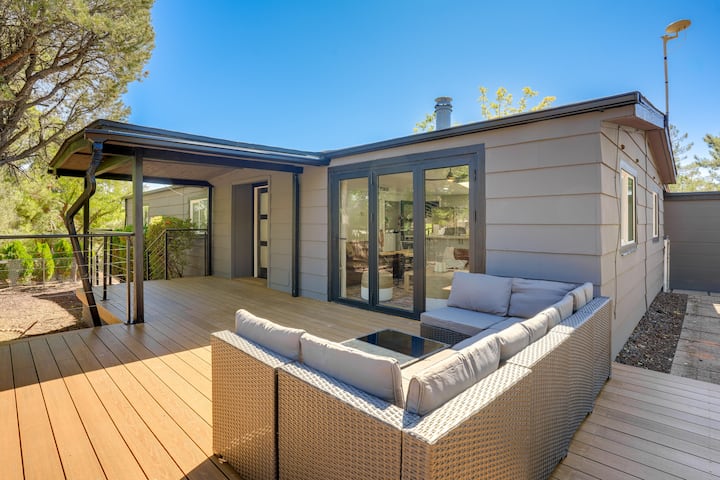Mtn Views: Bright & Airy Sedona Home! - セドナ, AZ