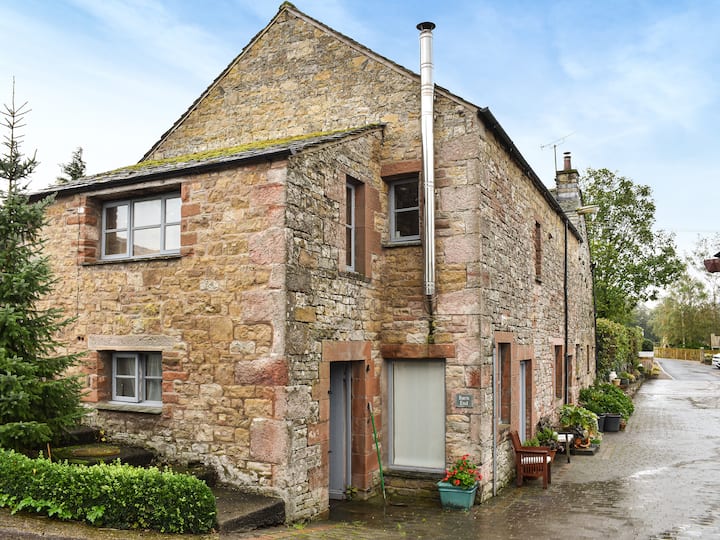 Barn End - Pooley Bridge