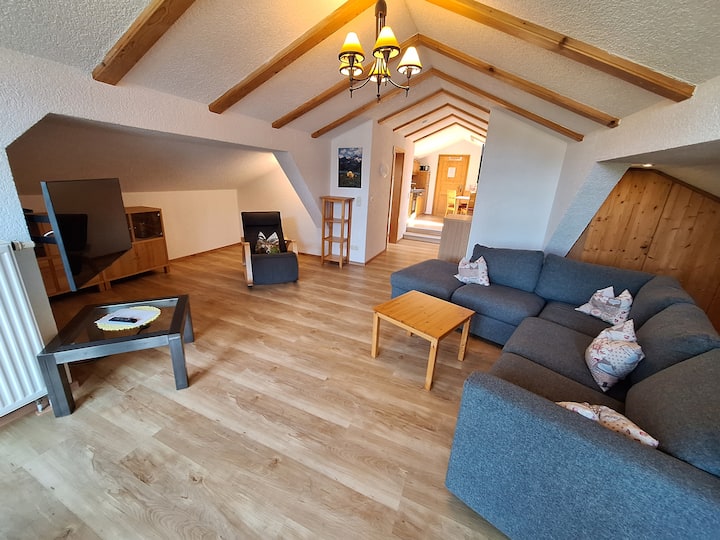 Familienwohnung Bergblick Nr. 2 - Rettenberg