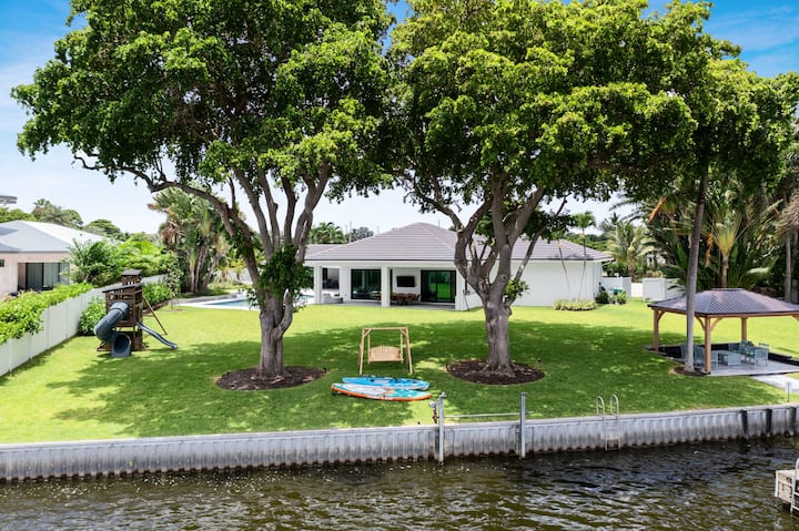 906 Stunning Views Of Lake Eden | By Brampton Park - Delray Beach, FL