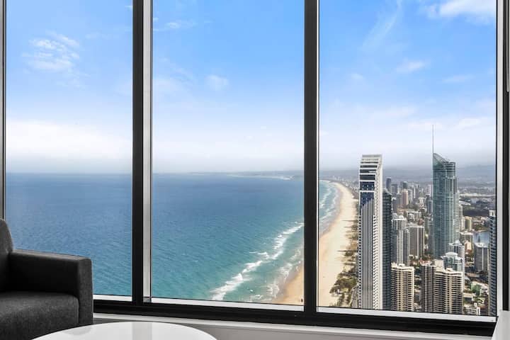 Gorgeous Ocean View 2br Apartment | High Floor - Surfers Paradise