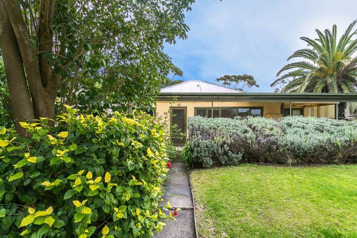 Back Beach Lodge - Portsea