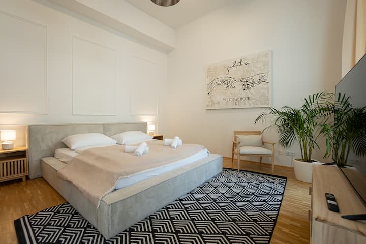 Posh 107 M² 3br Flat In The City Center Of Vienna - Bécs