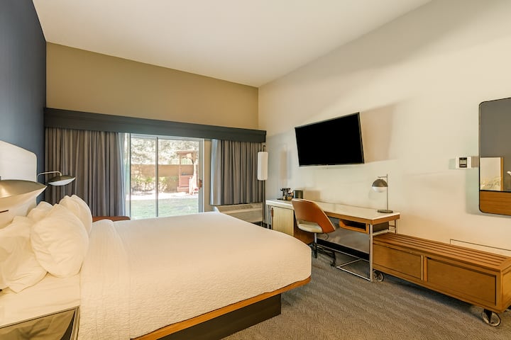 Experience Pleasant Hill's Modern Accommodations - Concord, NC
