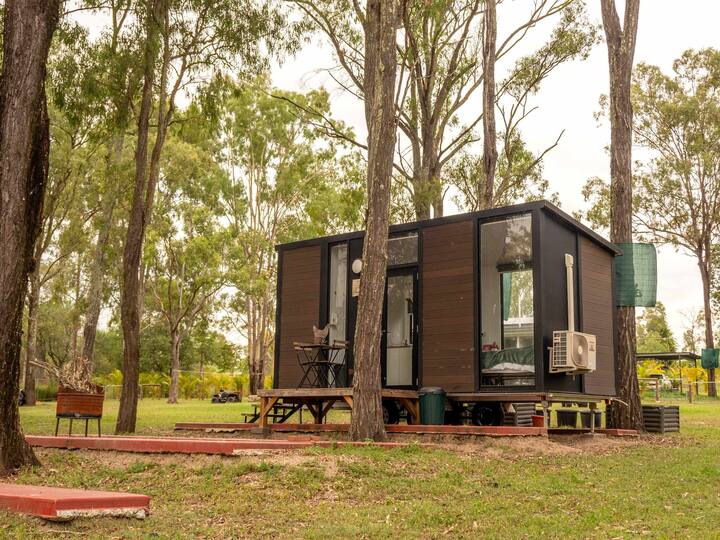 5-acre Retreat ( Single ) By Tiny Away - Gleneagle