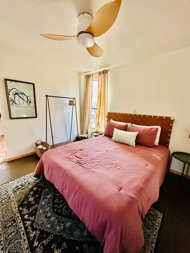 Hill Country Bungalow At Mosaic - San Marcos, TX