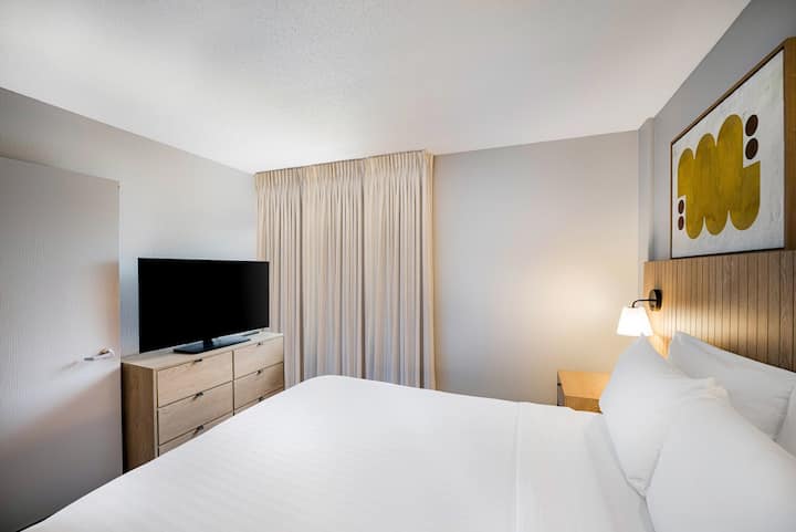 Explore Liberty State Park! 2 Units, Stunning View - New Jersey