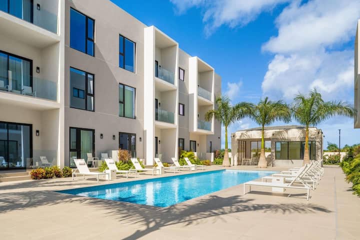 Grace Bay Ocean Views, Walk To Shops! Z-b304 - Islas Turcas y Caicos
