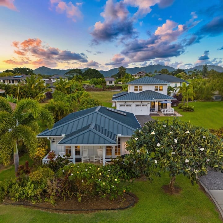 *New 7bd Farmhouse Estate |Pool, Pickleb, Gym| Ac - Kauai, HI