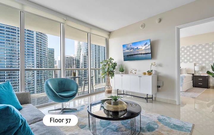 Mvr - High-rise Escape With Spa Access - Miami, FL
