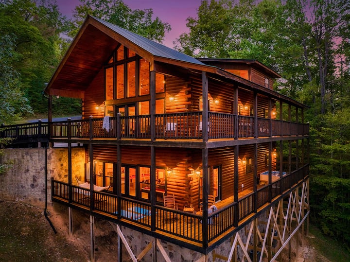 Private:game Rm*hot Tubs*fire Pit*basketball*views - Gatlinburg, TN