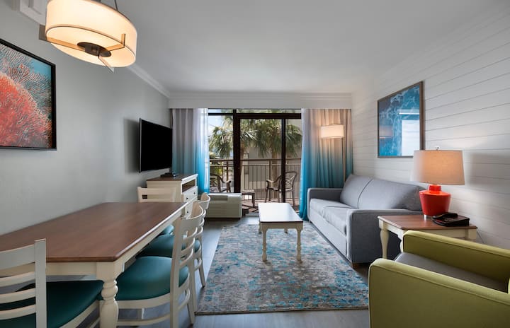 Coastal Comfort Awaits-partial Ov Suite 7th Floor - Myrtle Beach, SC