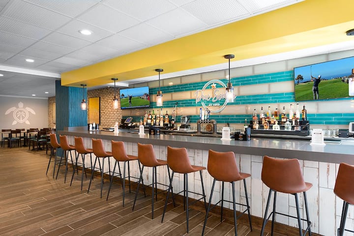 Savoy Oceanfront Three Bedroom Condo 3rd Floor - Myrtle Beach, SC