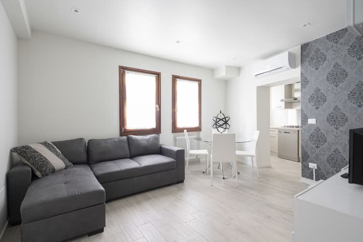 San Marco Style Canal View Apt. 1 By Wonderful Ita - Venise