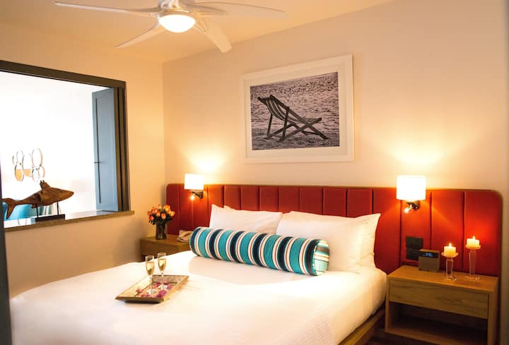 Group Getaway! 2 Family-friendly Units, Beachfront - Cabo San Lucas
