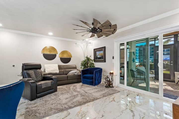 1st Floor - Luxurious 2br 2ba, 2 King Condo - Madeira Beach