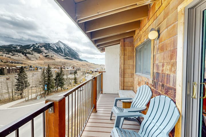 2br Mtn-view Condo Near Lifts With Balcony & W/d - Emerald Lake, Crested Butte