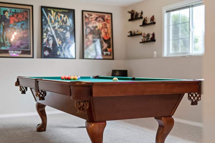 The Spot | Chill South Hill Vibes + Pool Table - Spokane, WA