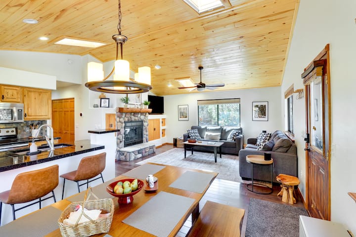 Large Yard, Patio + Gas Grill: Show Low Cabin - Show Low, AZ