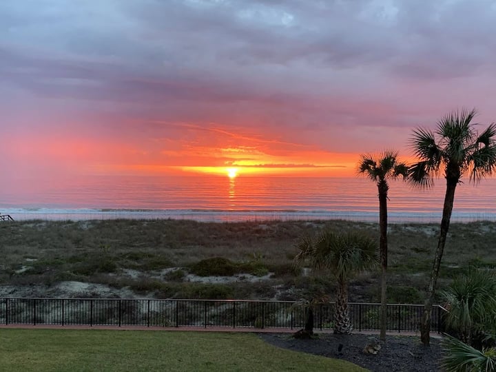 Beachfront With Great Views, Beach Chairs, Pool, T - Fernandina Beach, FL
