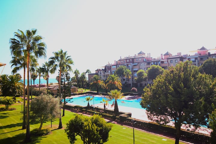 2 Bed Apartment - Pool, Terrace, Parking - Isla Cristina