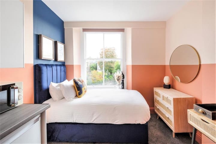 Single Studio - Private Parking - Bristol