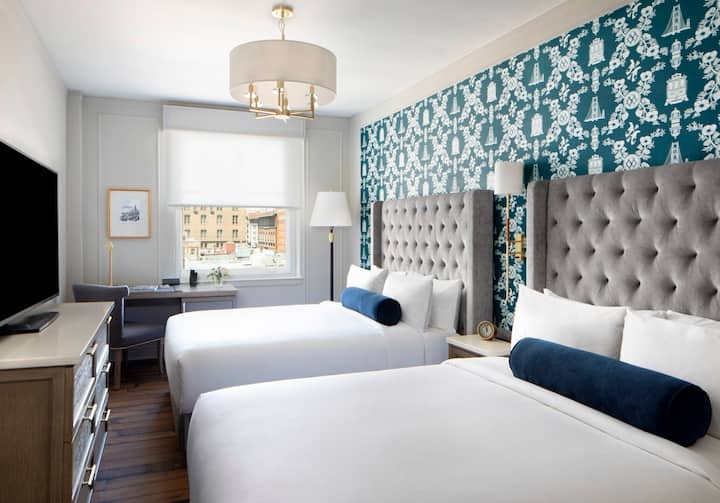 Vacation Is Calling! Close To Cartoon Art Museum - San Francisco, CA