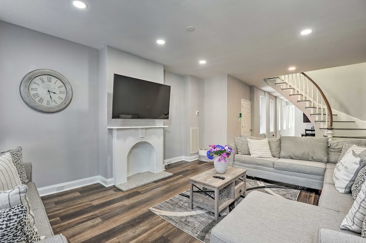 Baltimore Abode, Walk To Cross Street Market! - Baltimore, MD