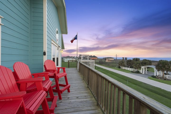 Ocean View Home With Mezzanine Deck And Hot Tub - Crystal Beach