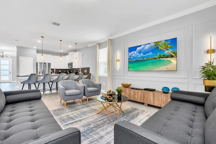 Luxury Incredible Themed Home, Best Vacation - Kissimmee