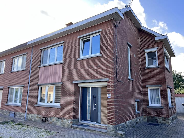 Beautiful House With 3 Bedrooms In Hees - Maastricht
